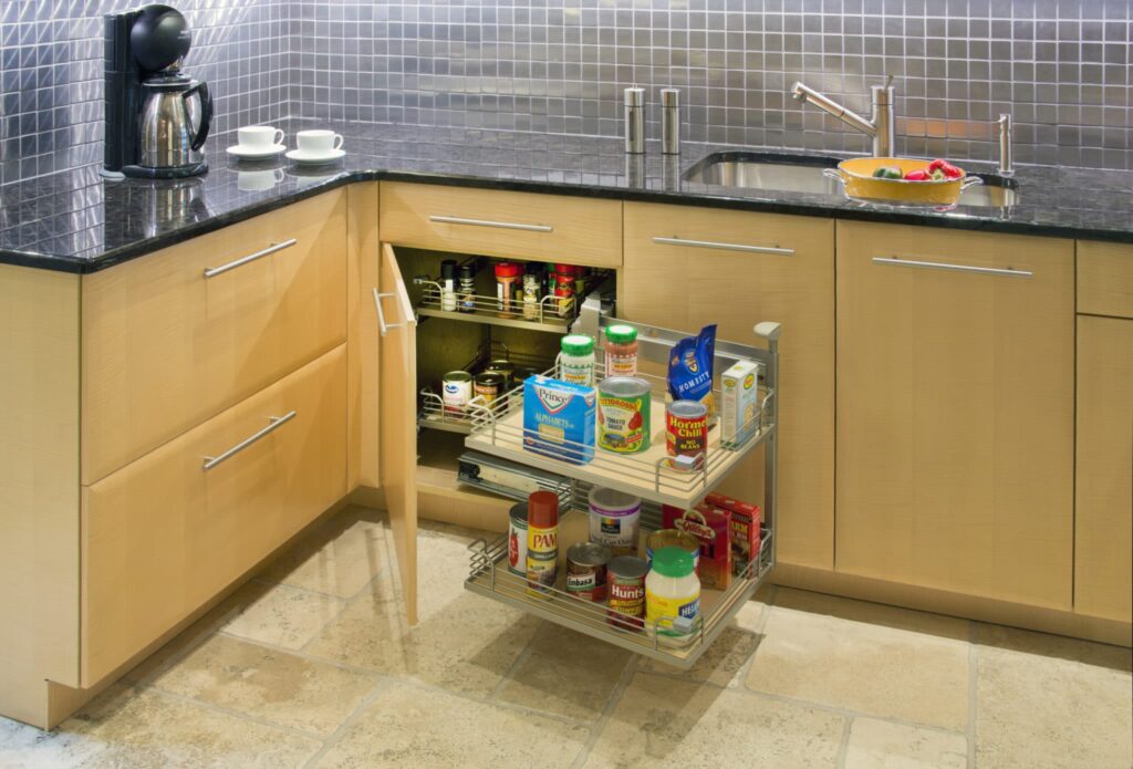 Best Way to Organize Your Kitchen Cabinets - Metropolitan Cabinets ...